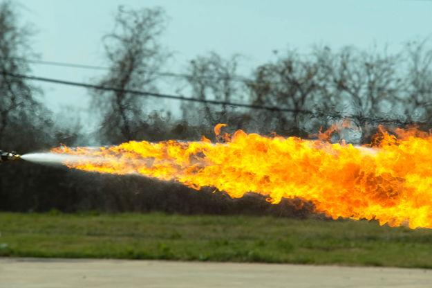 Mann soll Angriffe mit Flammenwerfer geplant haben | RPR1.