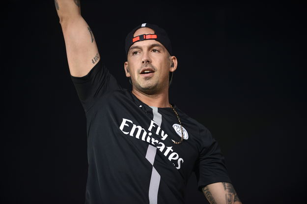 Einladung: RAF Camora möchte “XV”-Cover mit 1.000 Fans | bigFM