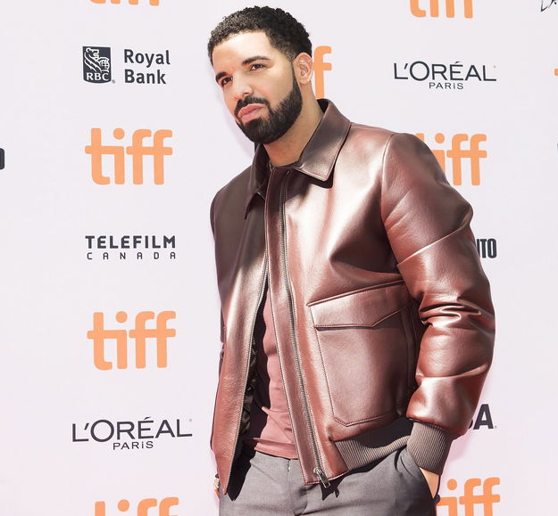 Fan wirft 36G-BH auf Drake & landet im PLAYBOY | bigFM