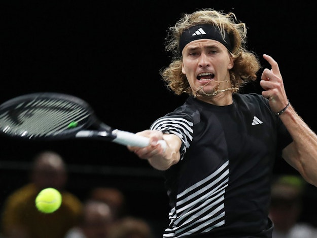 Zverev zittert sich in Paris-Bercy ins Achtelfinale | bigFM Zverev zittert sich in Paris-Bercy ins Achtelfinale | bigFM