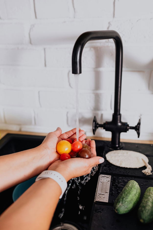 Obst und Gemüse mit Natron waschen: Wirklich sinnvoll? | RPR1.
