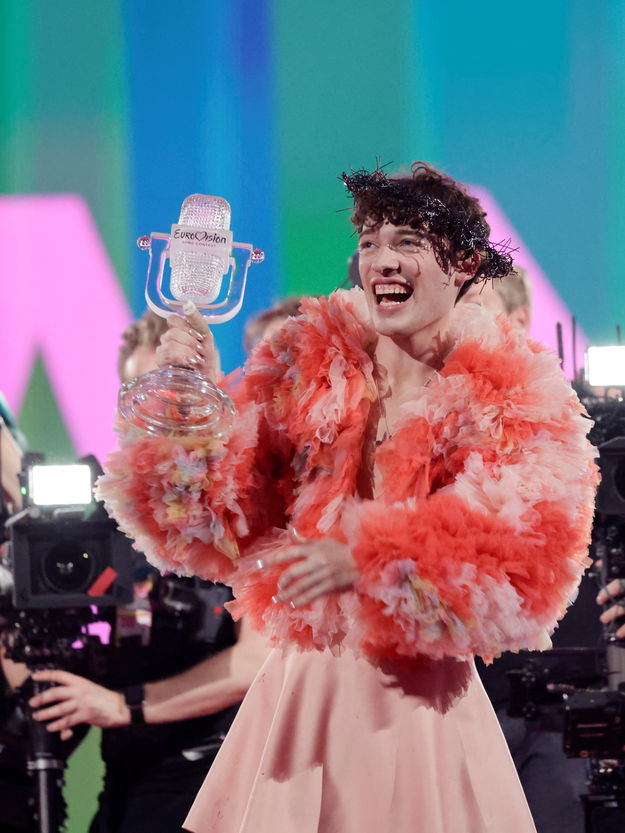 Eurovision: Schweizer Nemo siegt, Deutscher Isaak auf der 12 | bigFM