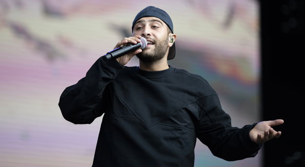 “ONTOURAGE”: Rapper Nimo geht 2025 auf Tour | bigFM