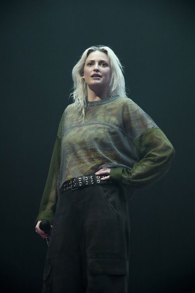 Linkin Park: Wer ist Sängerin Emily Armstrong? | bigFM