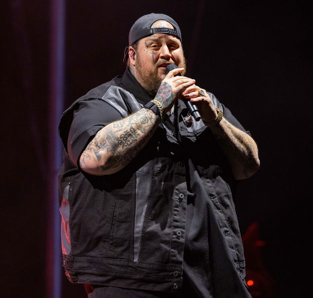 Ohne Ozempic: Rapper Jelly Roll speckt 45 Kilo ab | bigFM