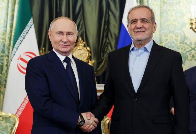 Russland und Iran besiegeln Kooperation für zwei Jahrzehnte | RPR1.