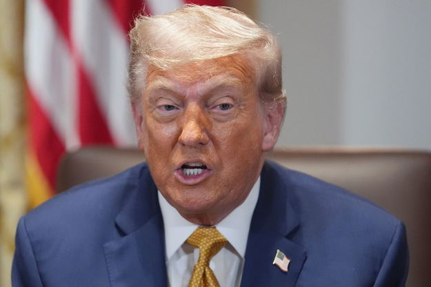 Trump sauer auf Putin - Kurswechsel im Ukraine-Krieg? | RPR1.