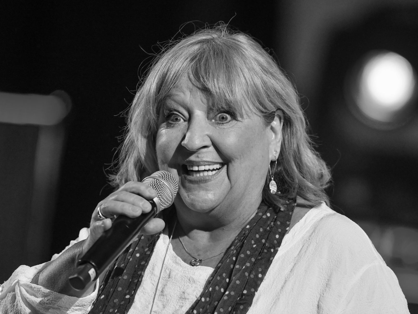 Wolfgang Lippert würdigt Angelika Mann: «Mach's gut da oben» | RPR1.